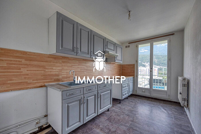 Appartement à vendre - Échirolles, Bayard, La Luire, Vicose, Comboire - 3 pièces - 2 chambres