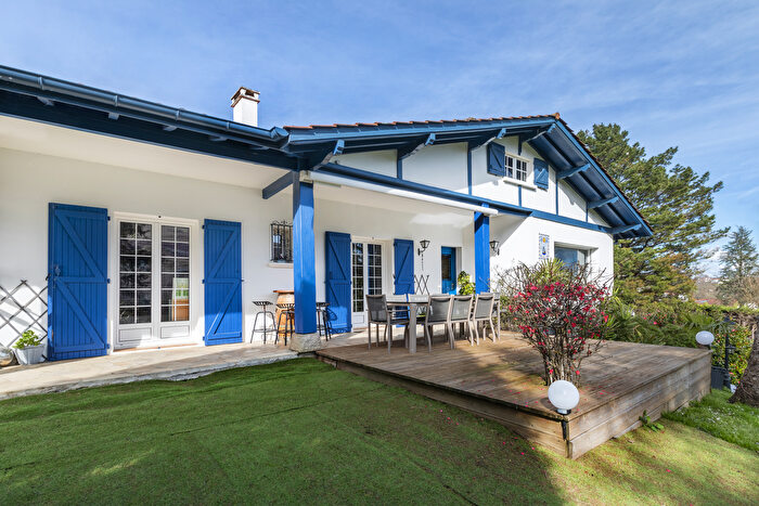 Maison à vendre - Urrugne - 5 pièces - 3 chambres