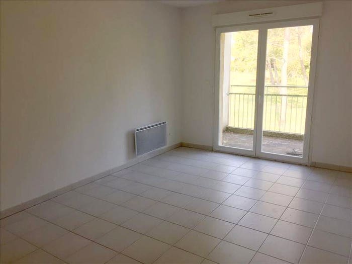 Appartement 2 pièces à louer - Saint-Yzan-de-Soudiac