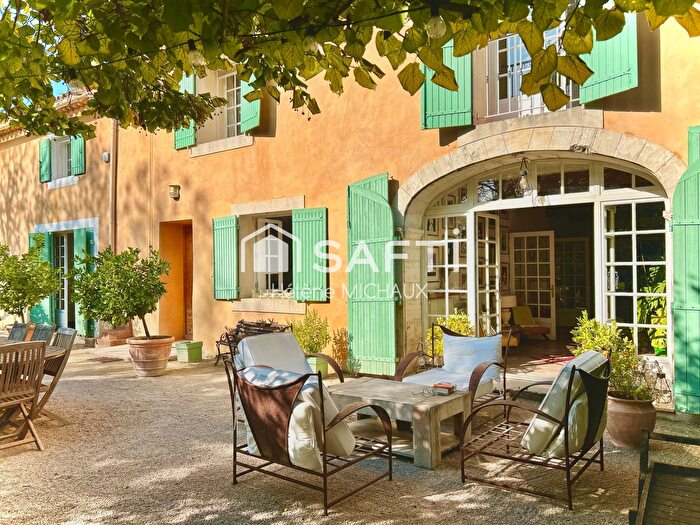 Maison à vendre - Entraigues-sur-la-Sorgue - 17 pièces - 13 chambres