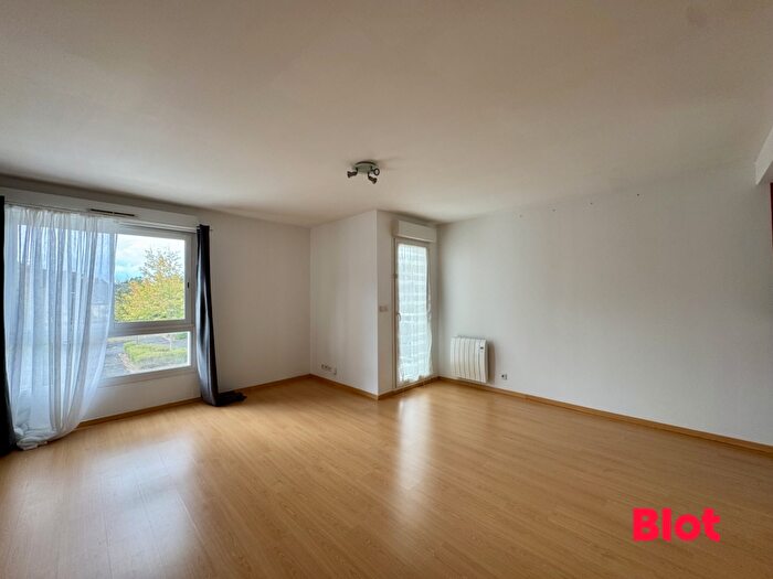 Cesson-Sévigné, Bourgchevreuil, Dézerseul, Pommeraie : Appartement 3 pièces à vendre