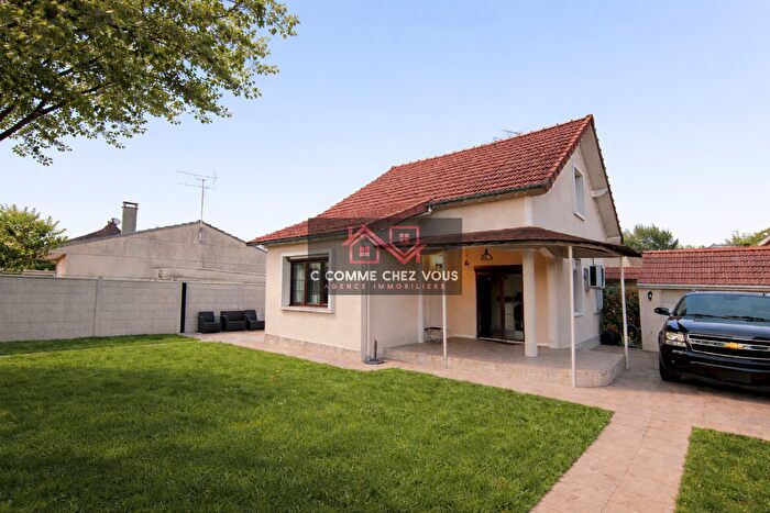 Maison à vendre - Ozoir-la-Ferrière - 6 pièces - 4 chambres