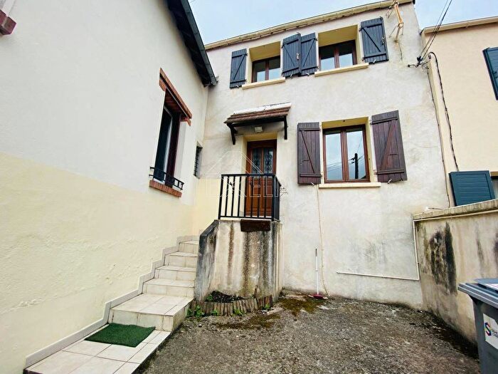 Flins-sur-Seine : Maison 3 pièces à louer