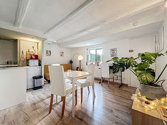 Appartement à louer - Nancy, Centre-ville, Charles III - 2 pièces - 1 chambre