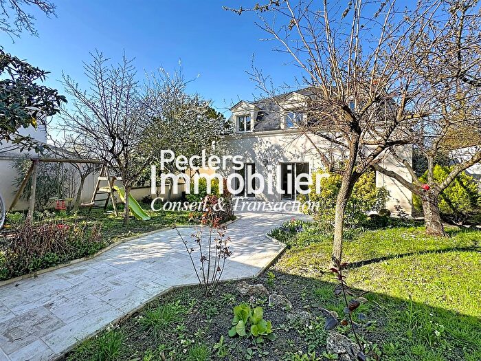 Maison à vendre - Rueil-Malmaison - 6 pièces - 4 chambres