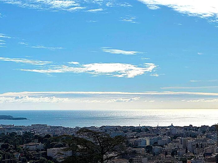 Appartement à vendre - Le Cannet, Centre-ville - 4 pièces - 3 chambres