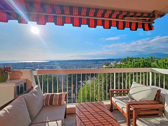 Appartement à vendre - Nice, Corniche Fleurie - 3 pièces - 2 chambres