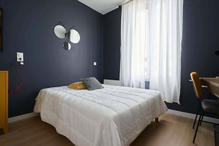 Appartement 1 pièce à louer à Centre Ville, Reims