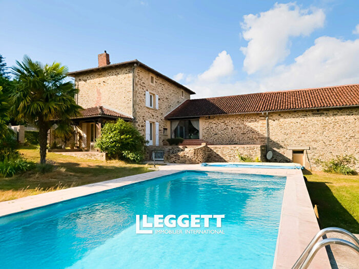 Maison à vendre - Séreilhac - 10 pièces - 4 chambres