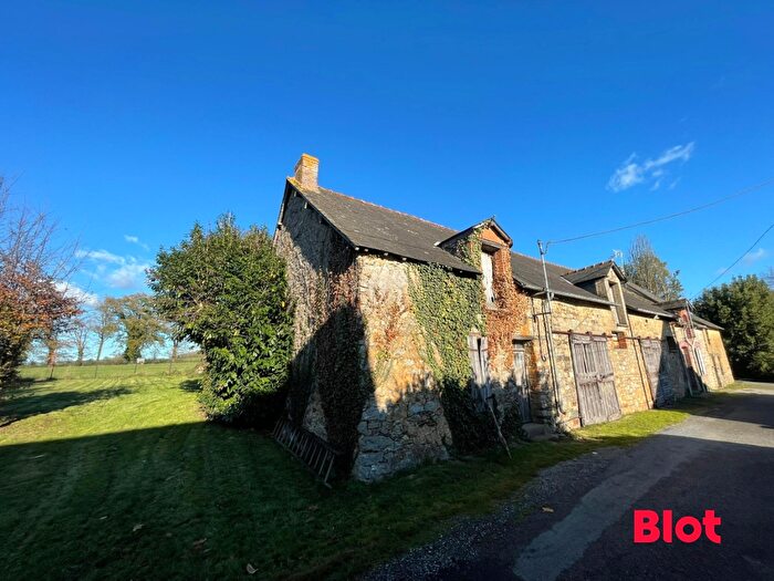 Bain-de-Bretagne : Maison 1 pièce à vendre