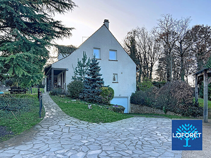 Maison à vendre - La Ferté-Alais - 7 pièces - 5 chambres