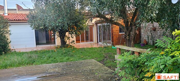 Maison à vendre - Rochefort, Faubourg Nord, Stade Philaudrie - 7 pièces - 4 chambres