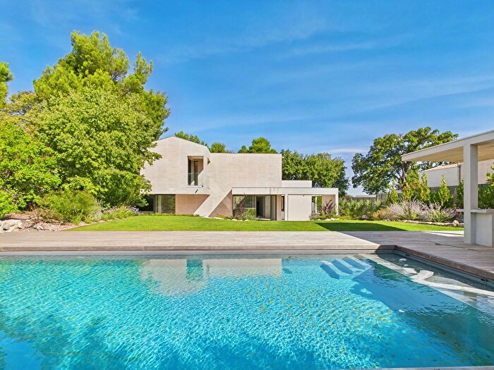 Saint-Rémy-de-Provence : Maison 6 pièces à vendre