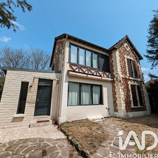 Maison à vendre - Gournay-sur-Marne - 5 pièces - 4 chambres