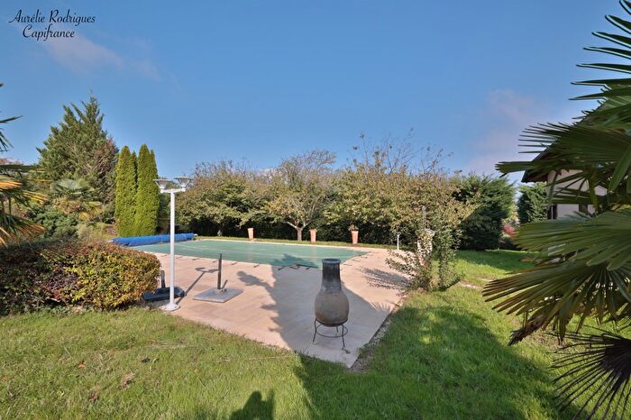 Maison à vendre - Saint-Cyr-sur-Menthon - 7 pièces - 5 chambres