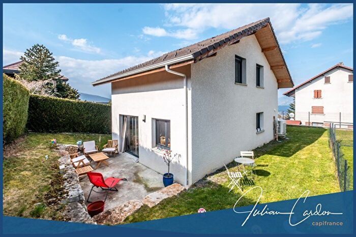 Maison à vendre - Pers-Jussy - 4 pièces - 3 chambres