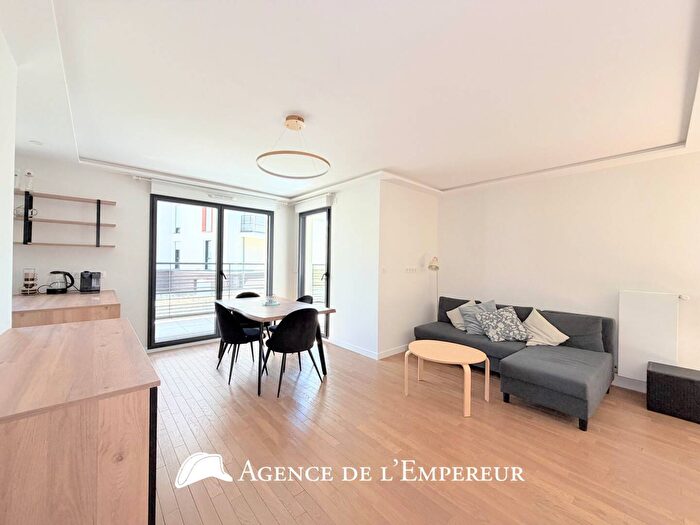 Centre Ville, Rueil-Malmaison - Appartement 4 pièces à louer