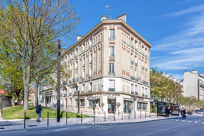 Appartement à vendre - Montrouge, Le vieux Montrouge - 2 pièces - 1 chambre