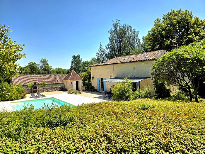 Maison à vendre - Eymet - 10 pièces - 5 chambres