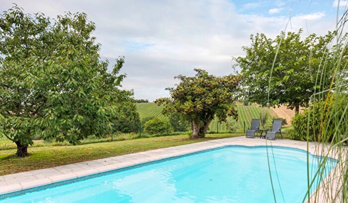 Maison à vendre - Monclar-de-Quercy - 10 pièces - 5 chambres