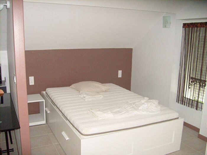 Nord, Thorigny-sur-Marne : Appartement 1 pièce à louer