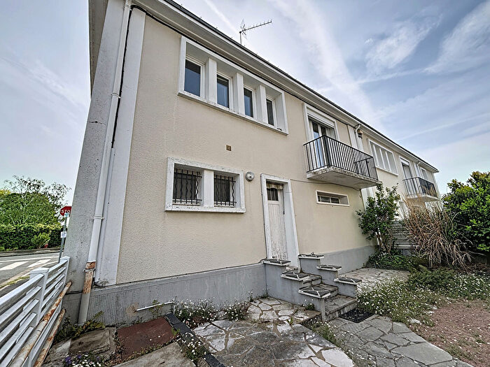 Maison à vendre - Les Ponts-de-Cé - 2 pièces - 1 chambre