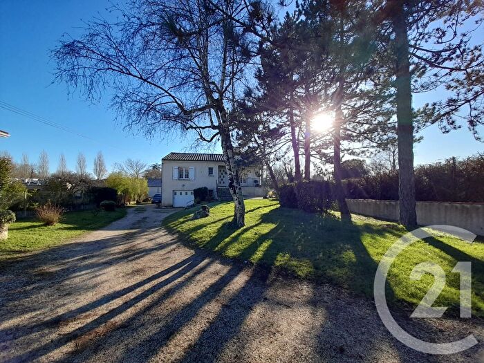 Maison à vendre - Cozes - 6 pièces - 4 chambres