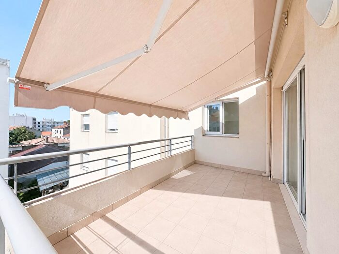 Cagnes-sur-Mer, Centre-ville - Appartement 2 pièces à vendre