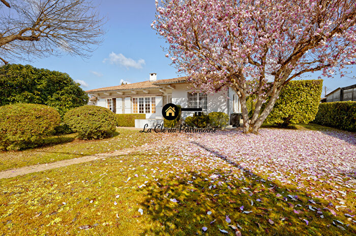 Maison à vendre - Biganos - 6 pièces - 3 chambres