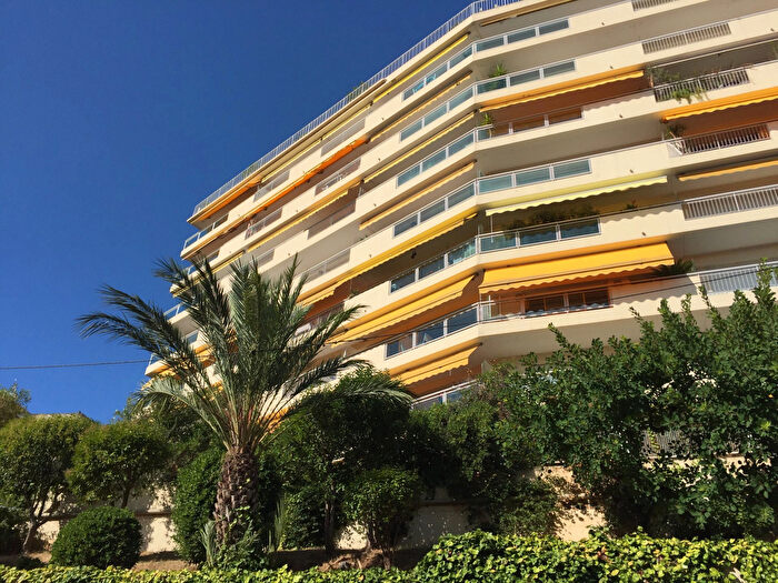 Appartement à vendre - Cannes, Petit Juas - 3 pièces - 2 chambres