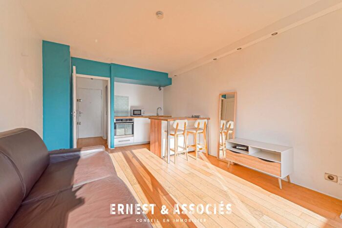 Paris 10ème, Canal Saint-Martin, Jemmapes - Appartement 1 pièce à vendre