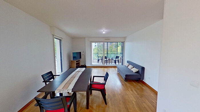 Colombes, Charles de Gaulle : Appartement 4 pièces à louer