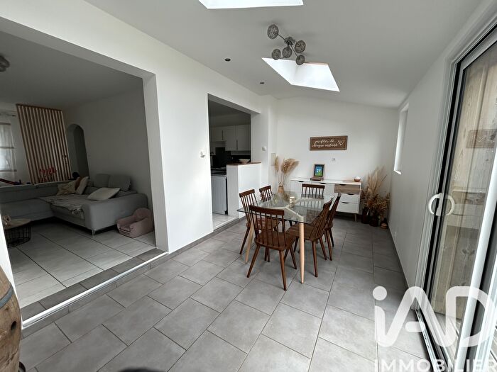 Maison à vendre - Saint-Étienne-au-Mont - 4 pièces - 3 chambres