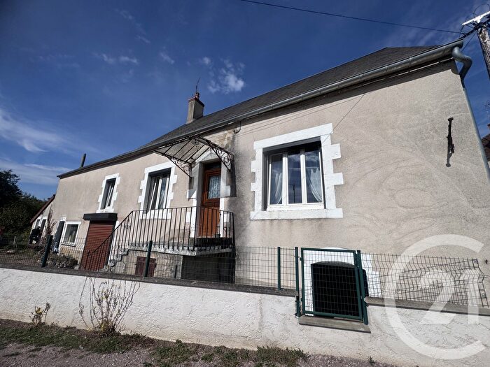 Monceaux-le-Comte : Maison 4 pièces à vendre
