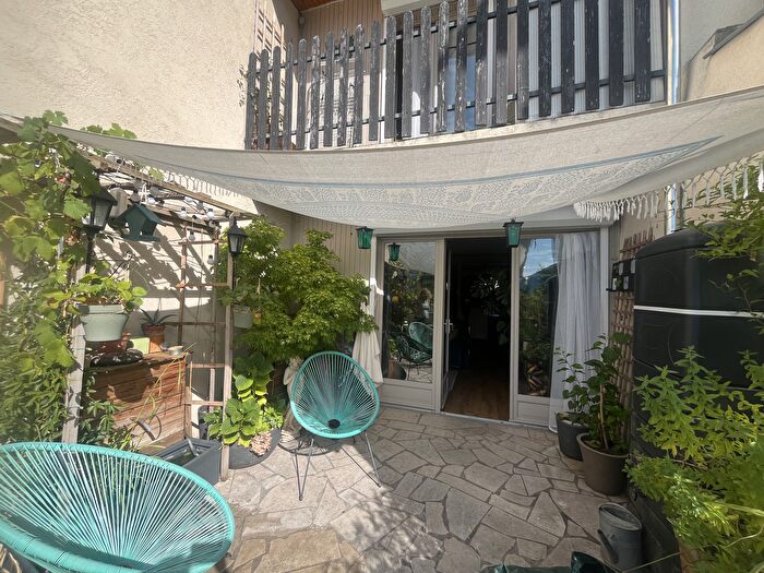 Maison à vendre - Ambérieu-en-Bugey - 6 pièces - 4 chambres