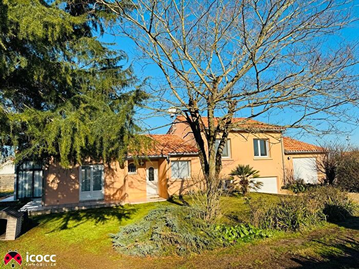 Maison à louer - Chasnais - 5 pièces - 3 chambres