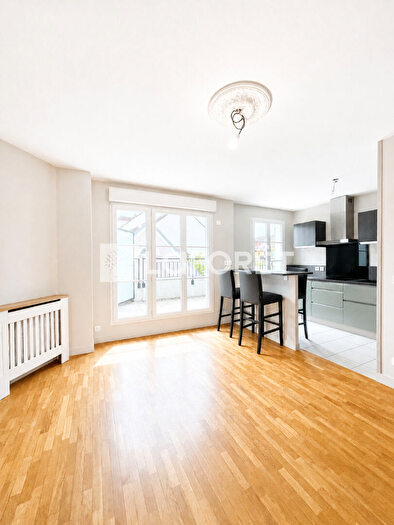 Appartement à vendre - Lamorlaye - 2 pièces - 1 chambre