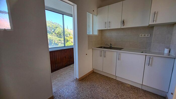 Salon-de-Provence, Bressons, Blazots - Appartement 4 pièces à louer