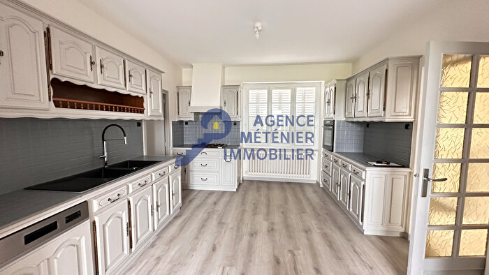 Treteau - Maison 4 pièces à louer