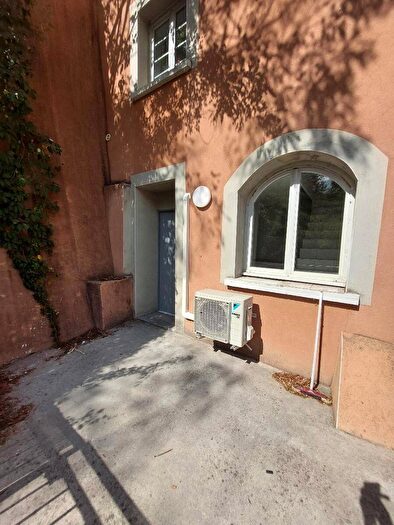 Appartement à louer - Charlemagne, Vienne - 1 pièce