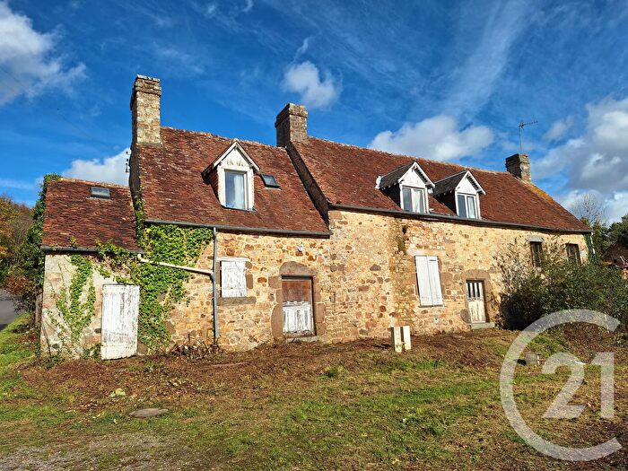 Maison à vendre - Bagnoles-de-lOrne - 8 pièces - 6 chambres