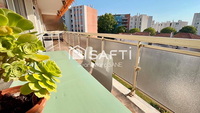 Antibes, Antibes-les-Pins, Trianon, Le Fournel, Peyregoue : Appartement 4 pièces à vendre