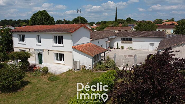 Maison 7 pièces à vendre - Saint-Yrieix-sur-Charente