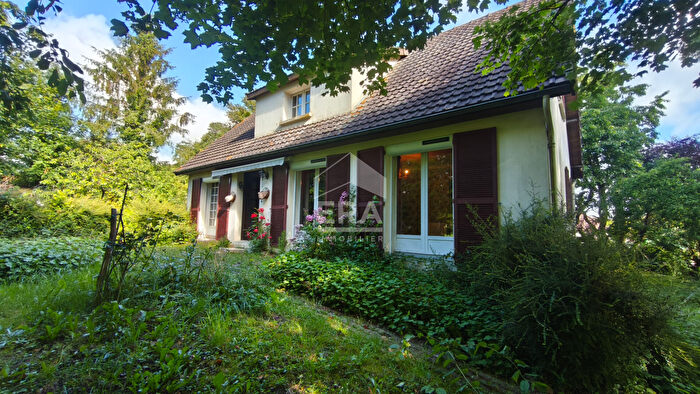 Maison 6 pièces à vendre à Saint-Jean-Pierre-Fixte