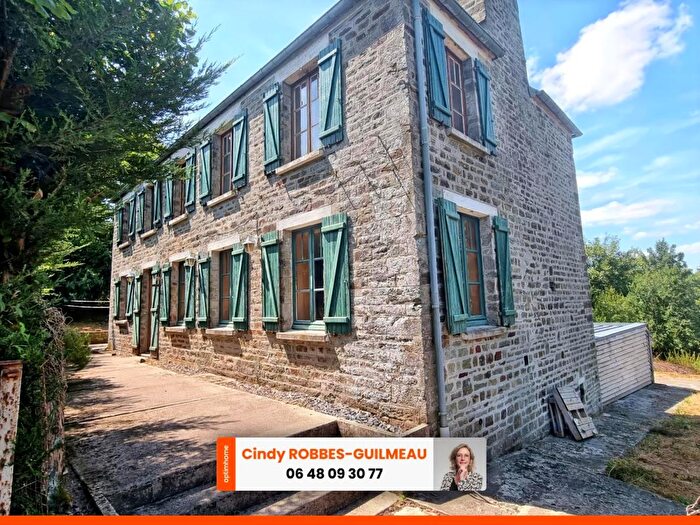 Maison 8 pièces à vendre à Le Tourneur