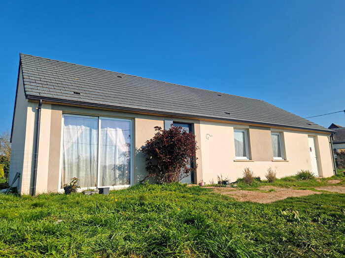 Maison à vendre - Saint-Lubin-des-Joncherets - 5 pièces - 4 chambres