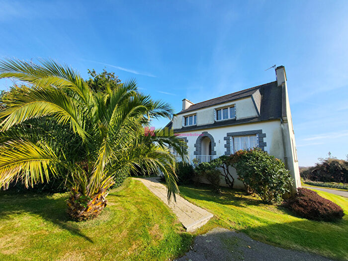 Maison à vendre - Guipavas, Centre-ville - 7 pièces - 5 chambres