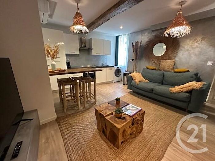 Appartement à vendre - Brignoles, Centre-ville, Vieille ville - 2 pièces - 1 chambre