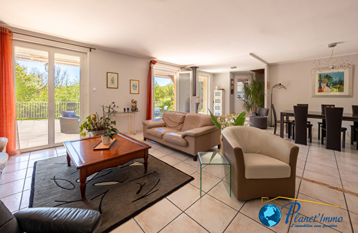 Maison 6 pièces à Saint-Paul-en-Cornillon, à vendre