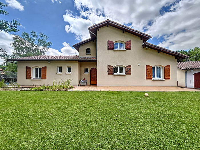 Maison à vendre - Le Pian-Médoc - 6 pièces - 4 chambres